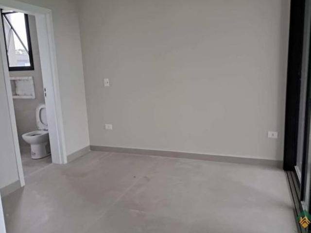 Sobrado à venda em Bertioga, Morada da Praia, com 4 quartos, 165m²