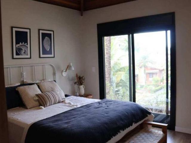 Sobrado à venda em Bertioga, Morada da Praia, com 4 quartos, 360m²