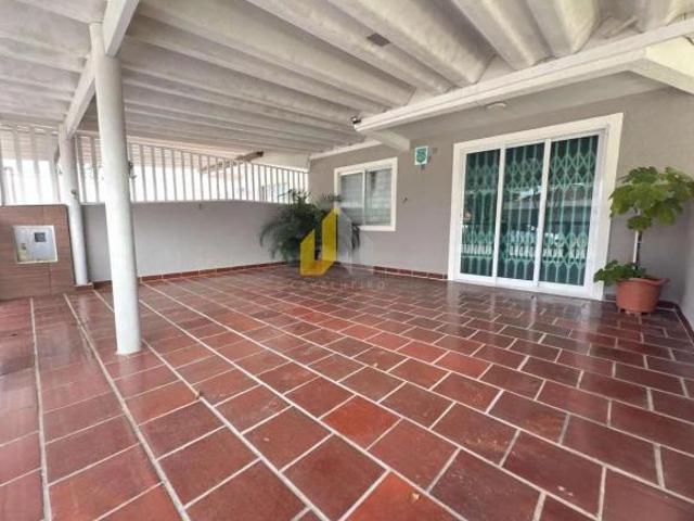 Sobrado à venda em Guaratuba, Brejatuba, com 3 quartos, 120,00m²