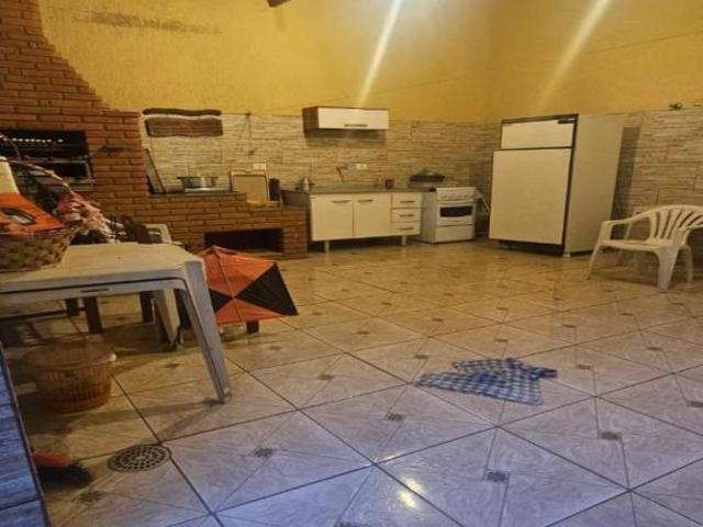 Sobrado á venda em Guarulhos, 275m², 3 dormitórios 1 suíte e 2 vagas