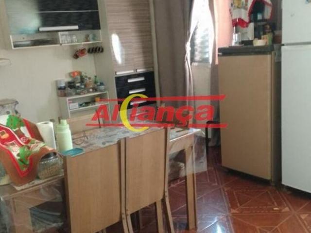 Sobrado a Venda em Guarulhos