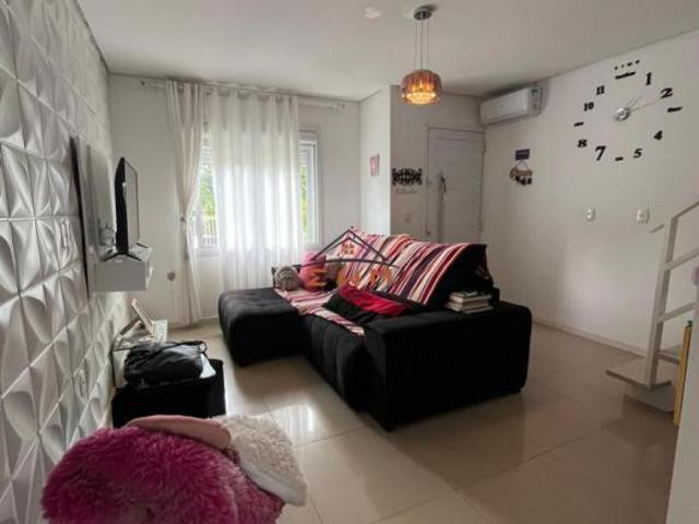 Sobrado à venda em Farroupilha, Belvedere 3 Dormitórios, Churrasq
