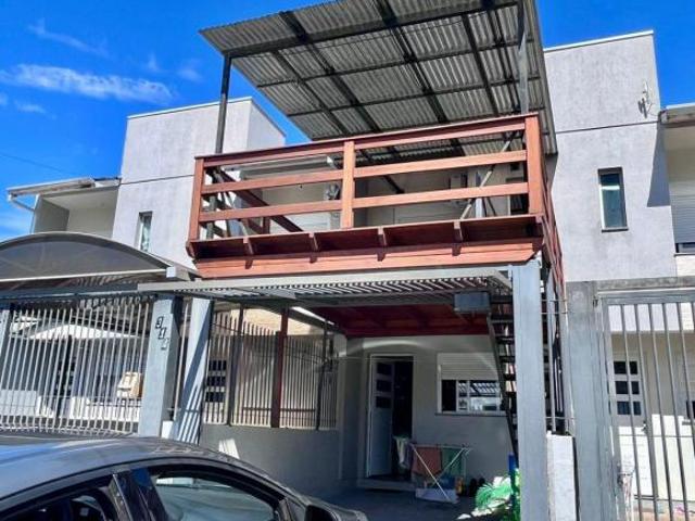 Sobrado à venda em Farroupilha, Monte Verde 2 Dormitórios, Churra