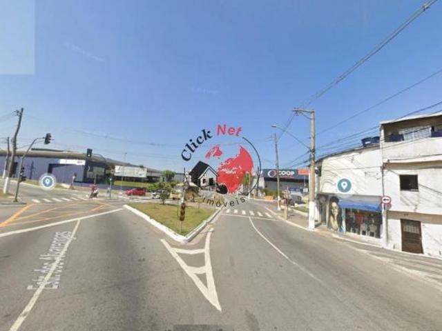 Sobrado à venda em frente Rodoviária com 2 dormitórios e 2 vagas no bairro Alves Dias,,São bernardo