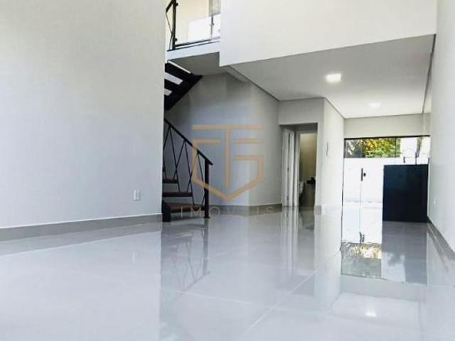 Sobrado à venda em Hortolândia, Loteamento Jardim Vila Verde, com 3 quartos, com 124 m²