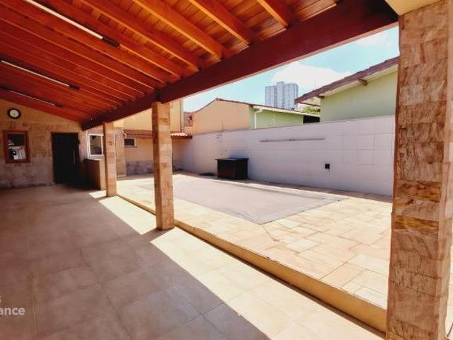 Sobrado à venda em Indaiatuba, Centro, com 3 quartos, com 155 m²