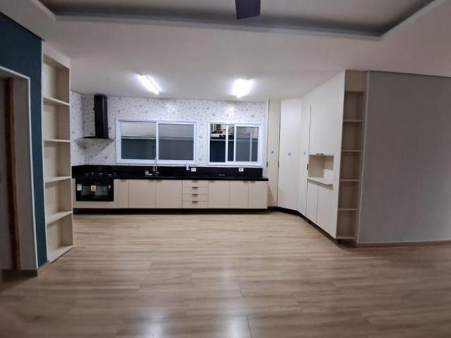 Sobrado à venda em Indaiatuba, Jardim Bréscia, com 5 quartos, com 239.67 m²