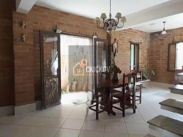 Sobrado à venda em Indaiatuba, Jardim Esplanada, com 4 quartos, com 220 m²