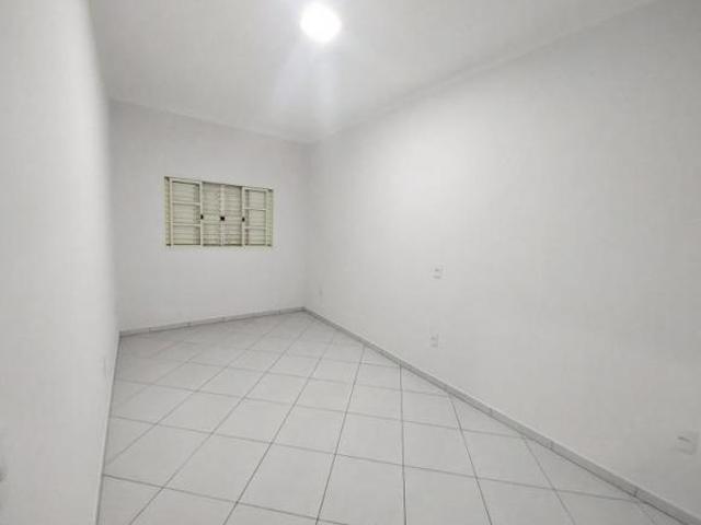Sobrado à venda em Indaiatuba, Jardim Hubert, com 4 quartos, com 187 m²