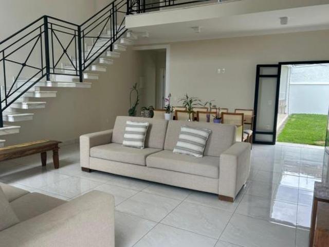 Sobrado à venda em Indaiatuba, Jardim Residencial Maria Dulce, com 3 suítes, com 199.55 m²