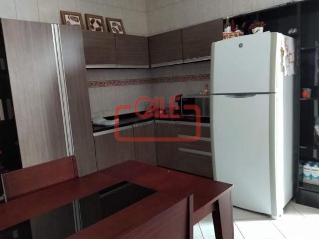 Sobrado à Venda em Indaiatuba/SP 3 Dormitórios com Ar Condicionado e Área Gourmet no Jardim Adrian