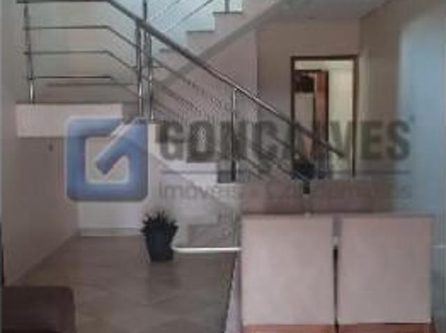 Sobrado à venda em Independência, São Bernardo do Campo – 3 quartos com 2 vagas