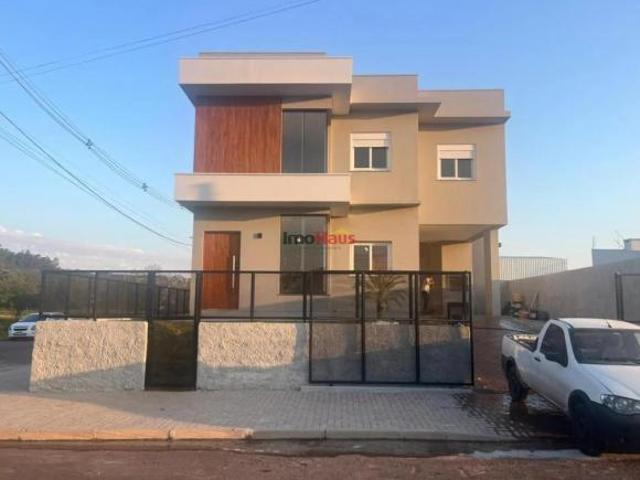 Sobrado à venda em Igrejinha Vila Nova. Oportunidade única!