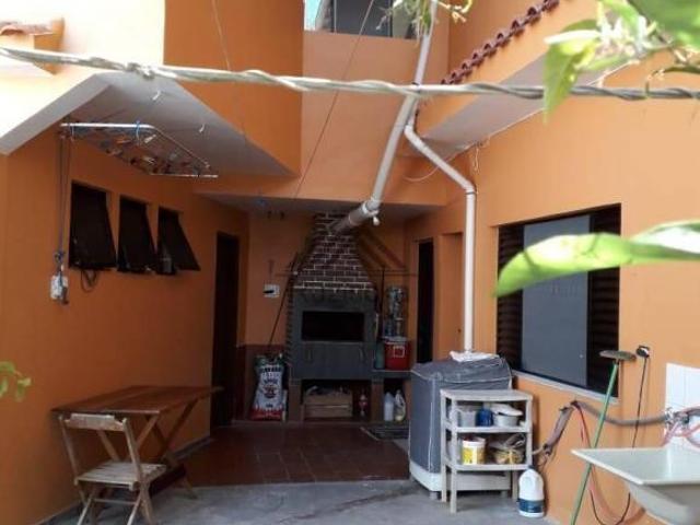 SOBRADO A VENDA EM ITANHAEM COM 4 QUARTOS BALN JEQUITIBA A 100M DO MAR