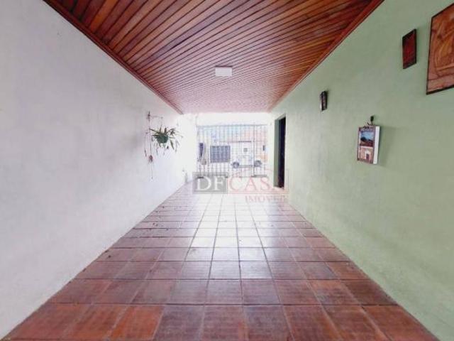 Sobrado à Venda em Itaquera. 3 dormitórios, 4 vagas, quintal, churrasqueira, Itaquera São Paulo/SP