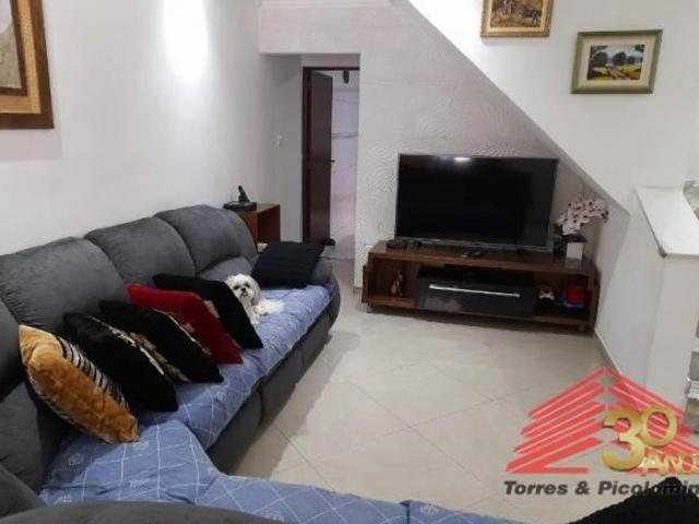 Sobrado a venda em Itaquera condomínio fechado, 03 dormitórios 4 vagas cobertas portão eletrônico ár