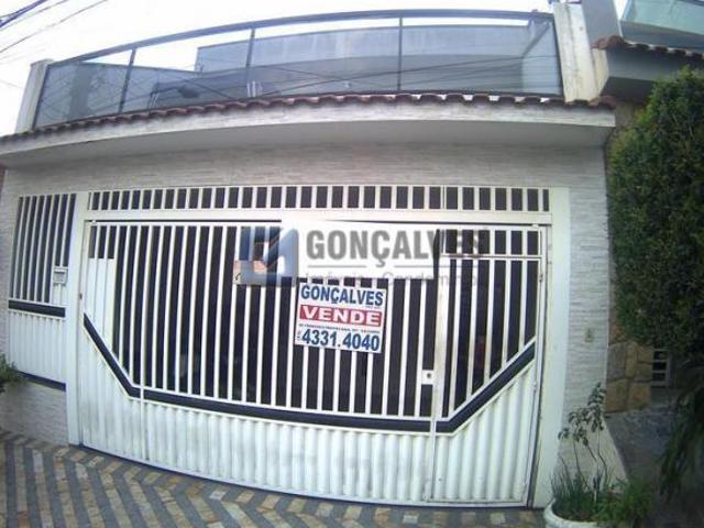Sobrado à venda em Jordanópolis, São Bernardo do Campo – 4 quartos, 2 vagas, 247 m²