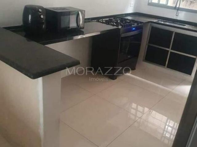 Sobrado à venda em Jacareí Villa Branca | 4 dormitórios, 1 suíte | 180 m²