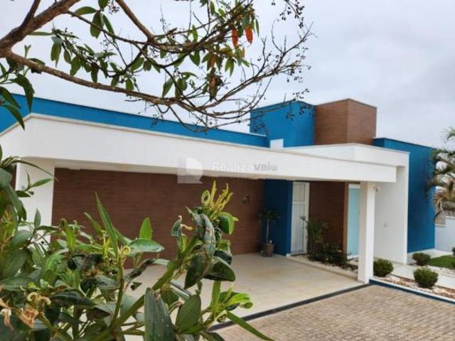 Sobrado à venda em Jacareí, Loteamento Residencial Parque Lago Dourado, com 5 quartos, com 405 m²