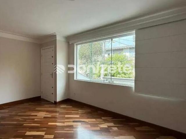 Sobrado à venda em Jardim Bela Vista, Santo André – 3 quartos, 1 suíte, 3 vagas