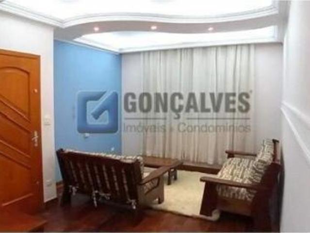 Sobrado à venda em Jardim do Pilar, Santo André — 3 suítes, 2 vagas, 282 m² de área útil