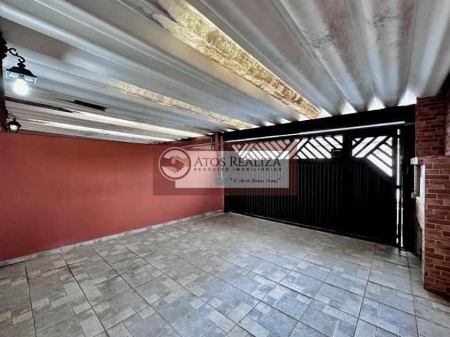 Sobrado à Venda em Jardim dos Lagos SP, 3 Dorms, 192m²