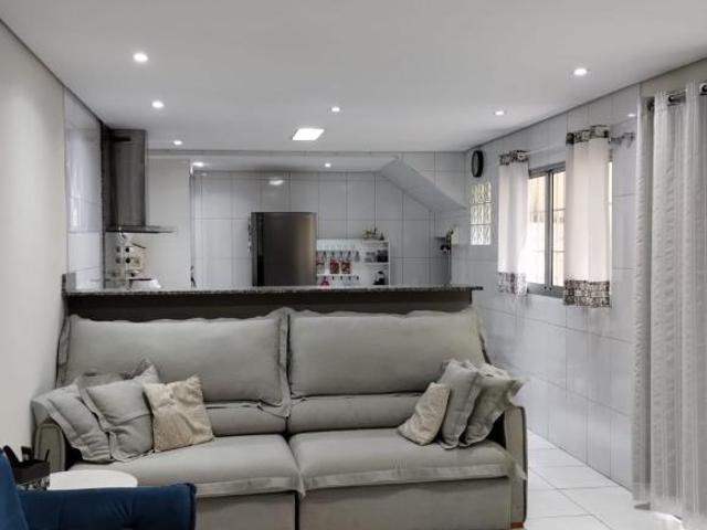Sobrado à venda em Jardim Elvira, Osasco, 204m², 3 dorms