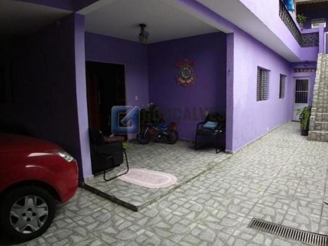 Sobrado à venda em Jardim Itapark, Mauá – 3 quartos, 5 vagas