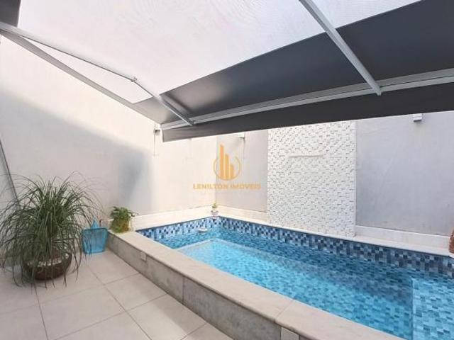 Sobrado à venda em Jardim Las Vegas, Santo André | 3 dorms