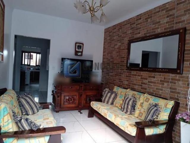 Sobrado à venda em Jardim Stella, Santo André – 3 dorms 2 suítes e 3 vagas