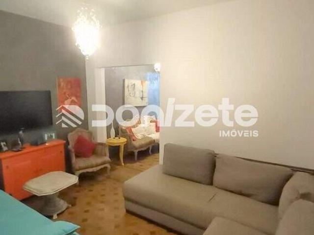 Sobrado à venda em Jardim Santo André 3 quartos, 1 suíte, mobiliado