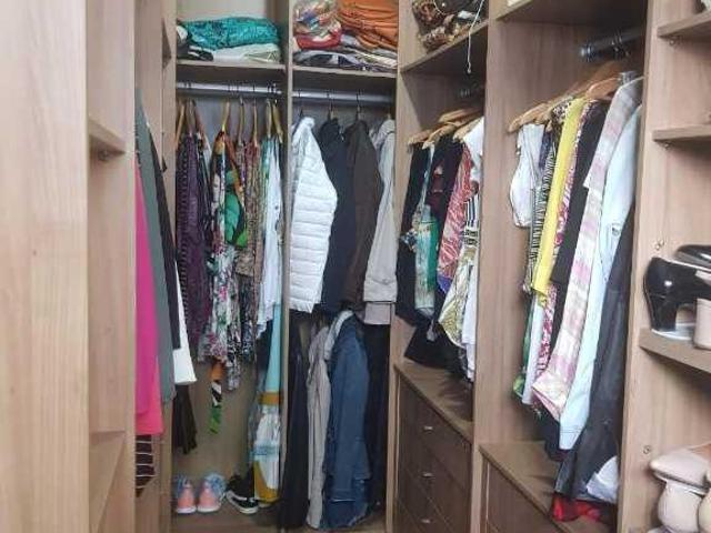 Sobrado a venda em Osasco