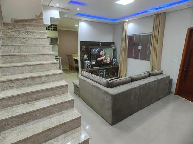 Sobrado à venda em Louveira, Terra Nobre, com 3 quartos, com 200 m²