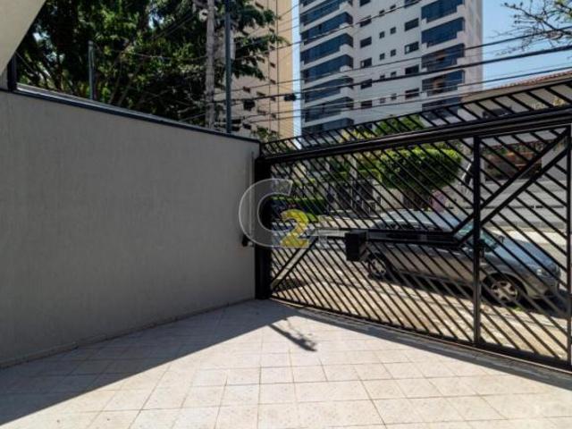 Sobrado à venda em Moema com 3 quartos e 1 vaga de garagem