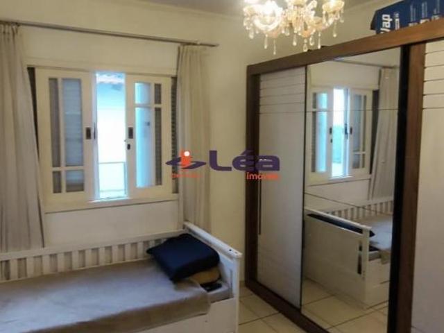 Sobrado à venda em Mogi das Cruzes SP, Chácara das Flores: 2 quartos, 1 sala, 3 banheiros, 121,50m²