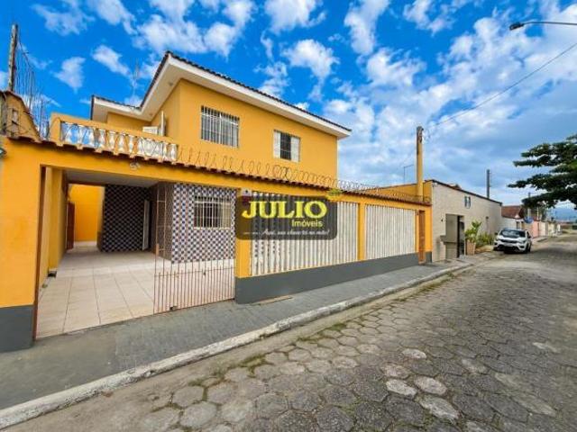 Sobrado à venda em Mongaguá, Vila Atlântica, com 3 quartos, com 180.05 m²