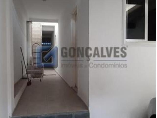 Sobrado à venda em Montanhão, São Bernardo do Campo – 3 quartos, 2 vagas