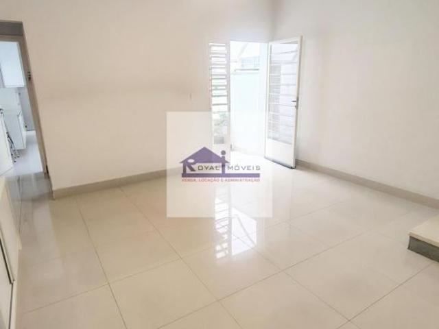 Sobrado à Venda em Mirandópolis SP, 3 Dorms, 202m², R$1.600.000