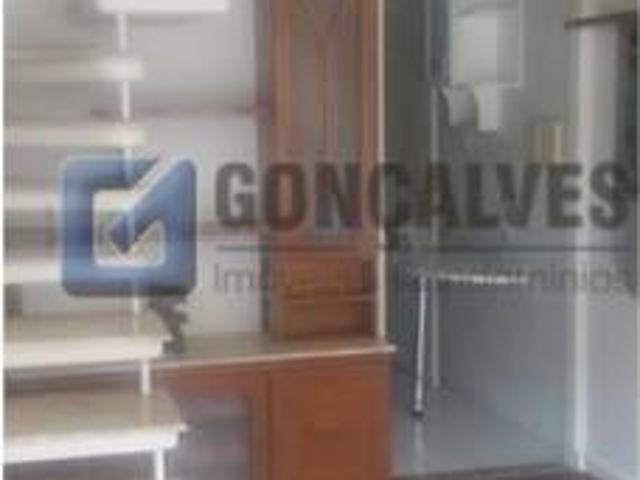 Sobrado à venda em Nova Petrópolis, São Bernardo do Campo – 2 quartos, 1 vaga, 98 m²