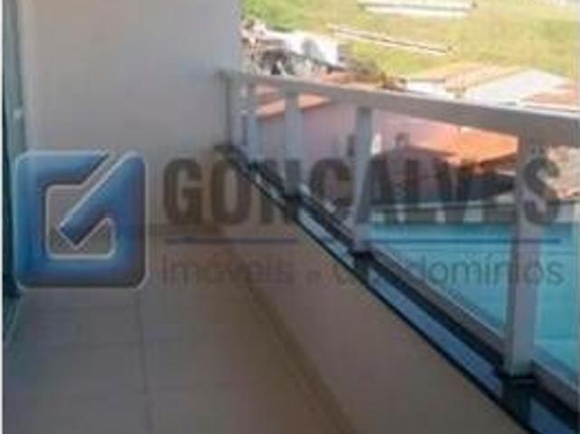 Sobrado à venda em Nova Petrópolis, São Bernardo do Campo – 3 quartos, 4 vagas