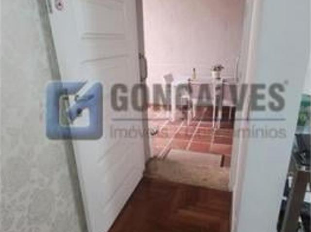 Sobrado à venda em Nova Petrópolis, São Bernardo do Campo – 3 quartos, 5 vagas e piscina