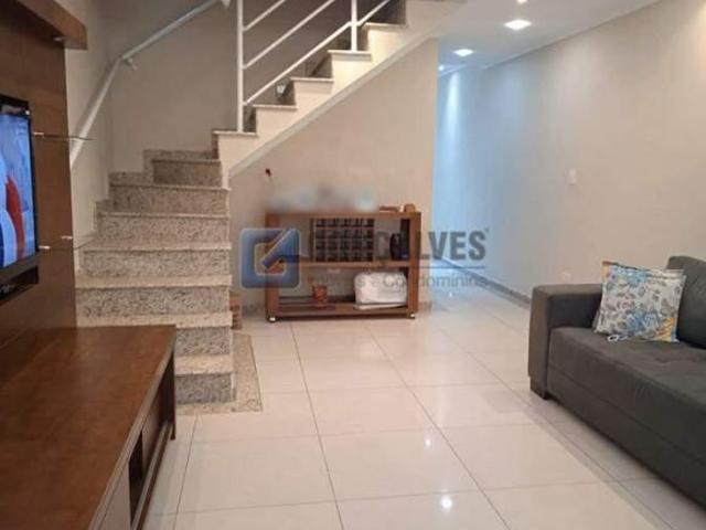 Sobrado à venda em Nova Petrópolis, SB Campo | 3 dorms 1 suíte e 5 vagas