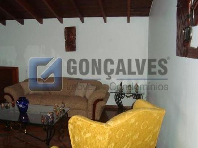 Sobrado à venda em Nova Petrópolis, SB Campo – 4 Quartos, 5 Vagas