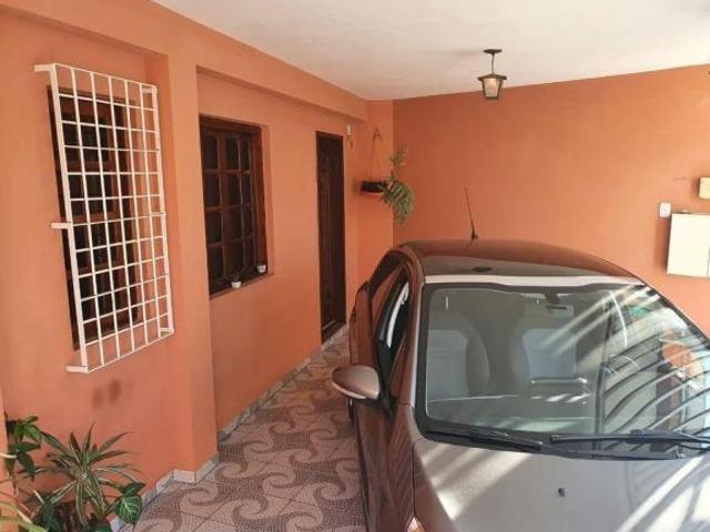 Sobrado à venda em São Bernardo do Campo, Nova Petrópolis, com 3 quartos