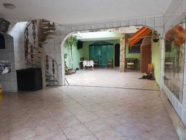 Sobrado à venda em São Bernardo do Campo, Nova Petrópolis, com 3 quartos