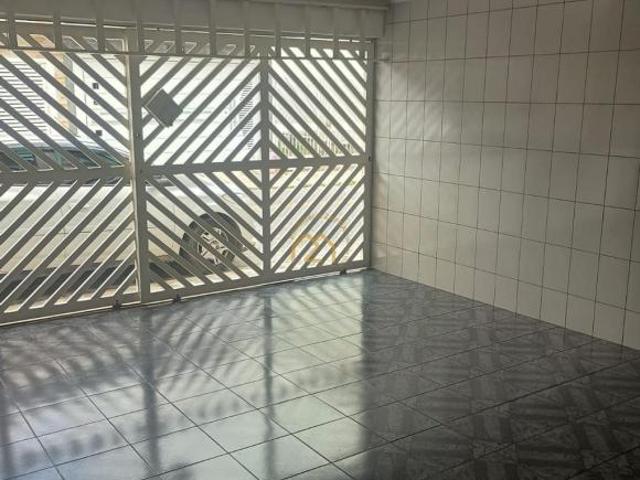Sobrado à venda em São Bernardo do Campo, Alves Dias, com 2 quartos, com 145 m²