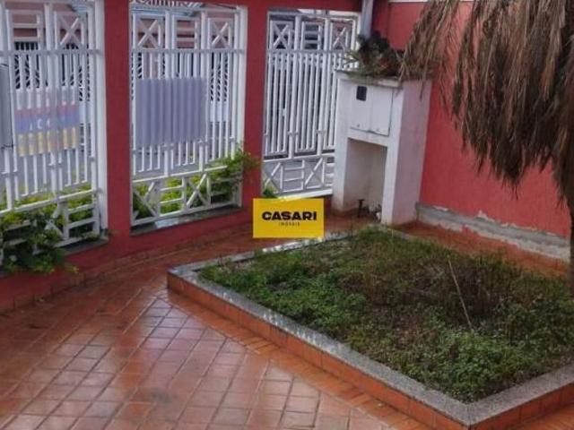 Sobrado à venda em São Bernardo do Campo Bairro Alves Dias | 3 dorms, 2 salas e 3 vagas