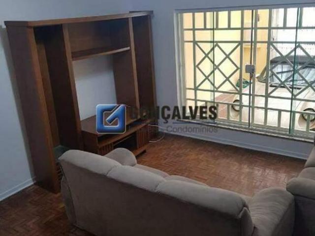 Sobrado à venda em São Bernardo do Campo Bairro Assunção – 3 quartos 2 suítes, quintal e churras