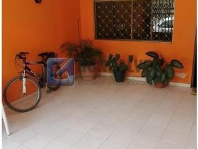 Sobrado à venda em São Bernardo do Campo 3 quartos, 175,49 m² de área construída