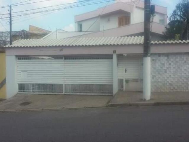 Sobrado à venda em São Bernardo do Campo | 3 quartos 1 suíte e 4 vagas